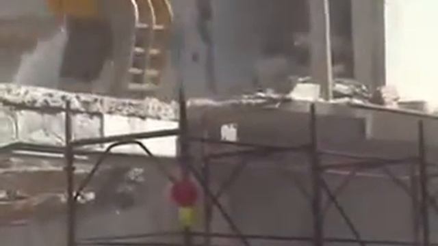 Демонтаж здания IFP 1250