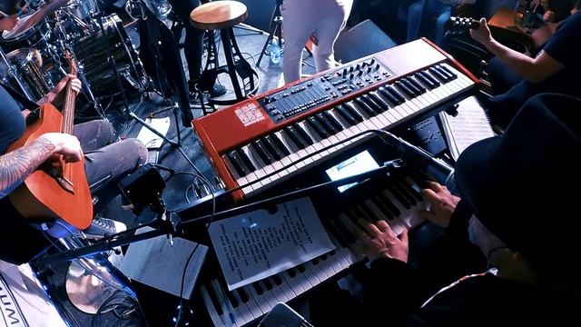 “Bye bye Leningrad” (Koha-Kirichenko)