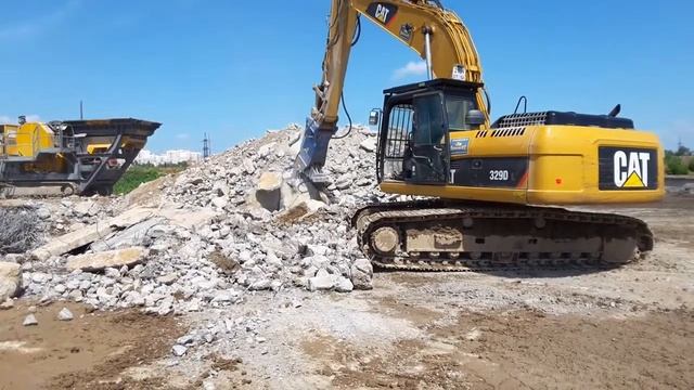 BBH 020 на CAT329D Химки