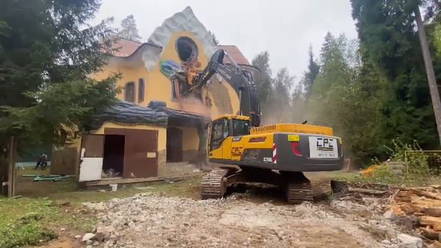 Гидроножницы IFP 19 X INDECO на Volvo EC250DL, ООО «СПЕЦРУССТРОЙ», демонтаж коттеджа с ЖБ каркасом