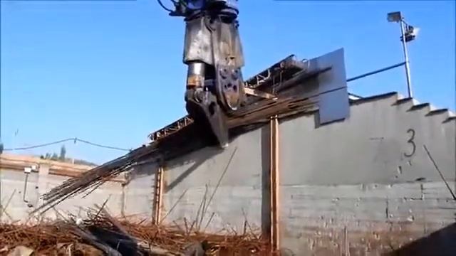 Универсальные ножницы CU2000 c челюстями CF для металла