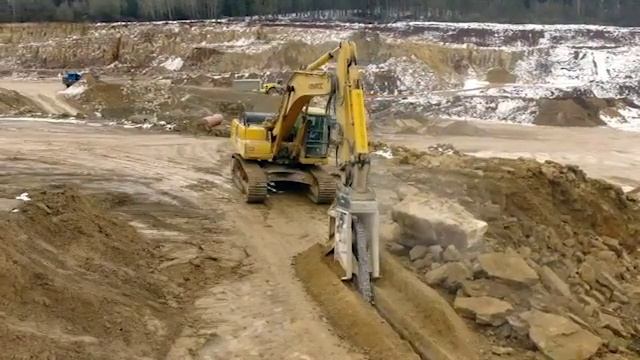 Траншеекопатель KTR KEMROC работа в скальном грунте