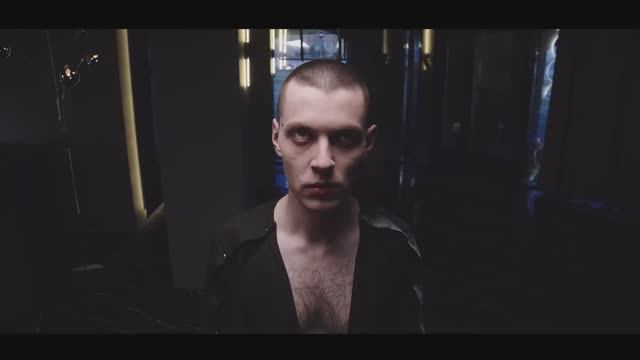 "Мир из алмазов" трейлер. В ролях Сергей Саркиц и Ольга Гадомская. Режиссер Александра Натарова.