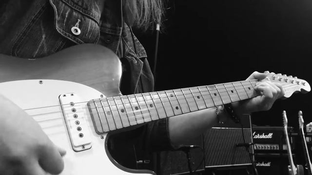 "Intro/LadyBug's(based on the true)Story" (Koha/Berta/Losev-Savilov)