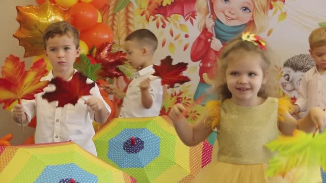 2024 10 Ёжик в осеннем лесу 2-3 года (Симфония)