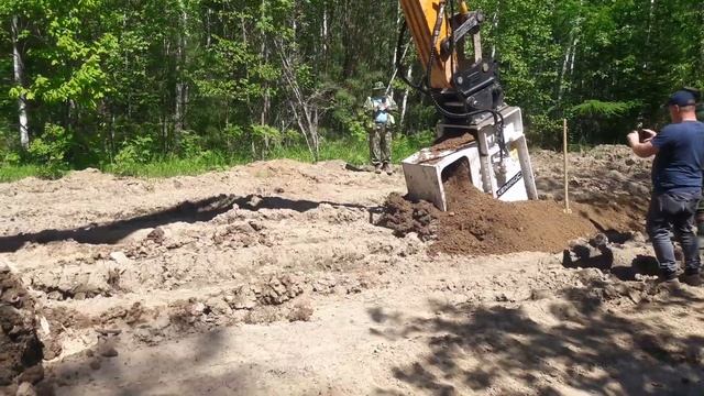 Цепной траншеекопатель для узких траншей KTR 1_запуск в Хабаровске, Россия