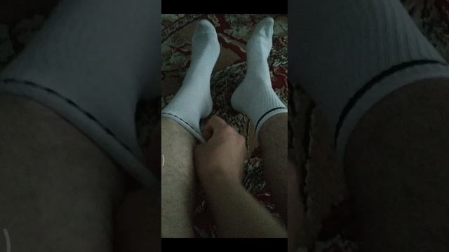 Два одинаковых носка, но в действии совершенно разные