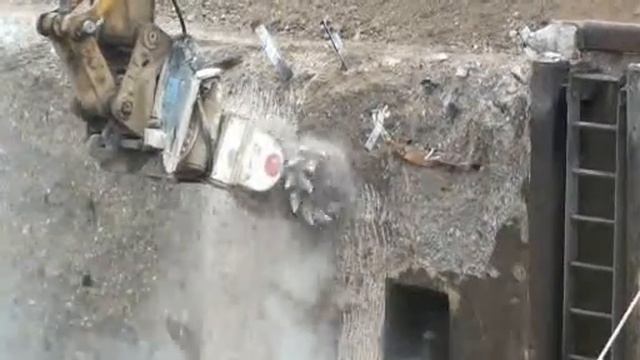 Фреза Kemroc работа в шлюзе (4)