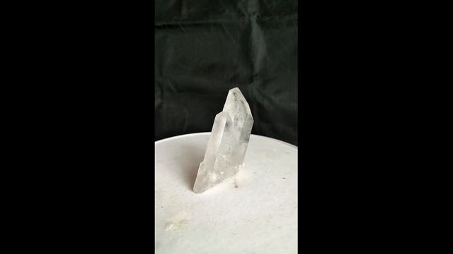 Горный хрусталь 3х4х9 см