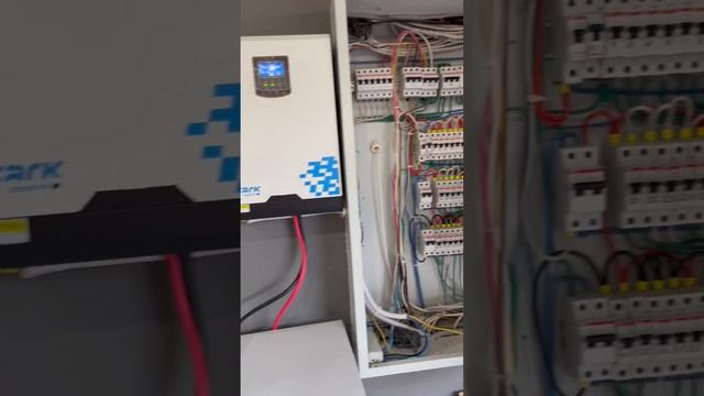 ИБП для частного дома, ИБП 5 киловатт батареи 4 шт по 200 ампер часа - автономное время работы 8ч