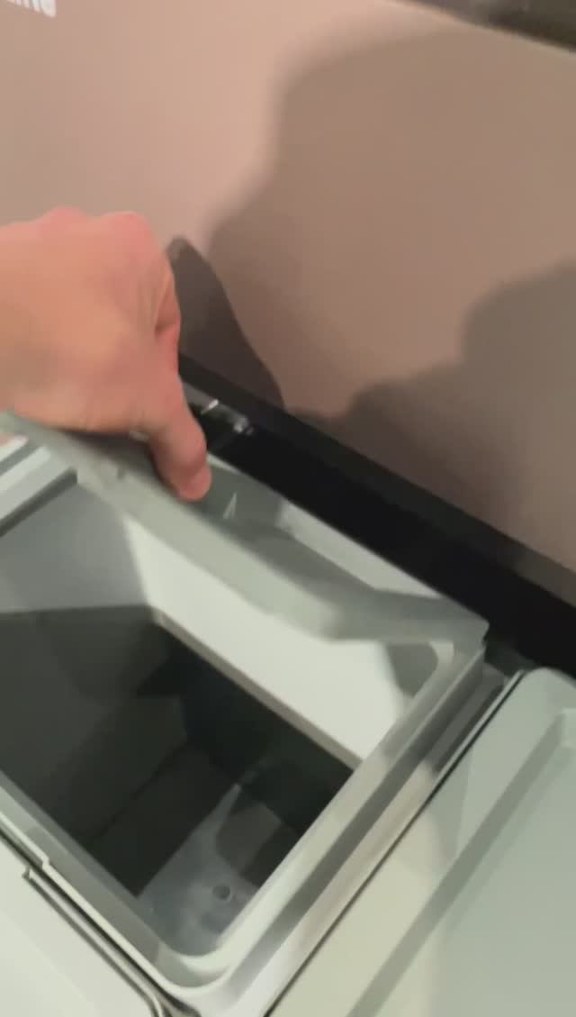 Система вёдер BLOCK 2.0 от Elletipi (Италия) для сортировки мусора на выставке SICAM 2024