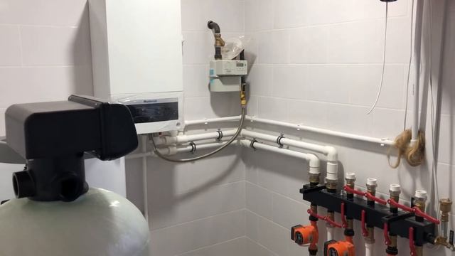 Монтаж ИБП - источник бесперебойного питания.