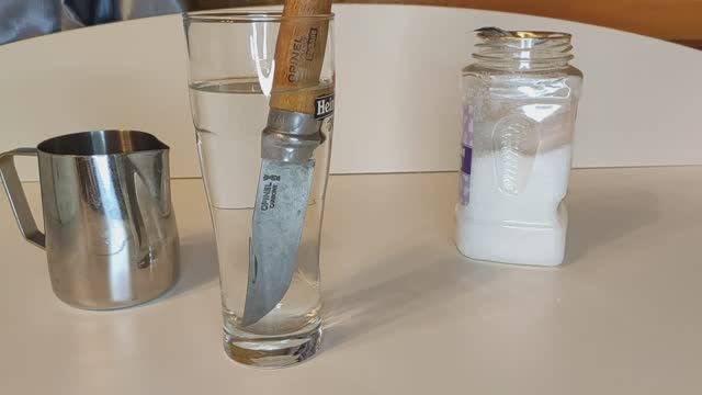 Воронение в лимонной кислоте Opinel 9 carbone