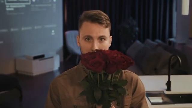 Кого любят женщины красавцев или героев? Нет, они любят тех, кто о них заботится.