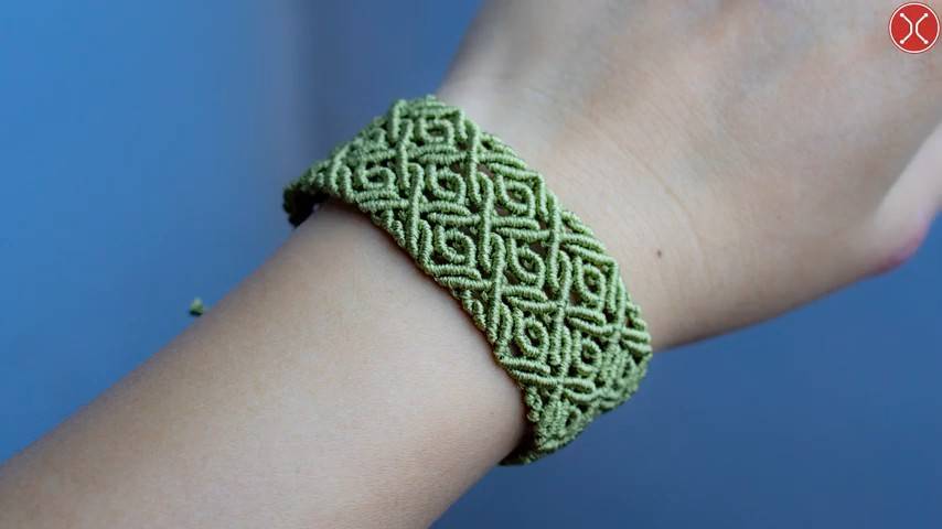 Macrame tutorial： Very simple Boho style Macrame bracelet tutorial - Hướng dẫn làm vòng tay
