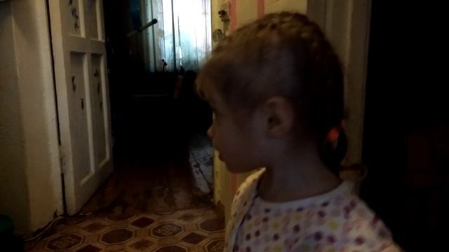 Ксюша на детской тарзанке - 10.01.2017