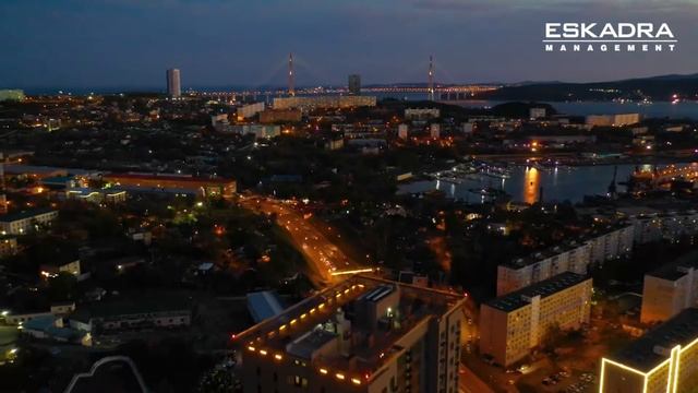 ЖК «Театральный» и ЖК «Морион» в огнях ночного Владивостока