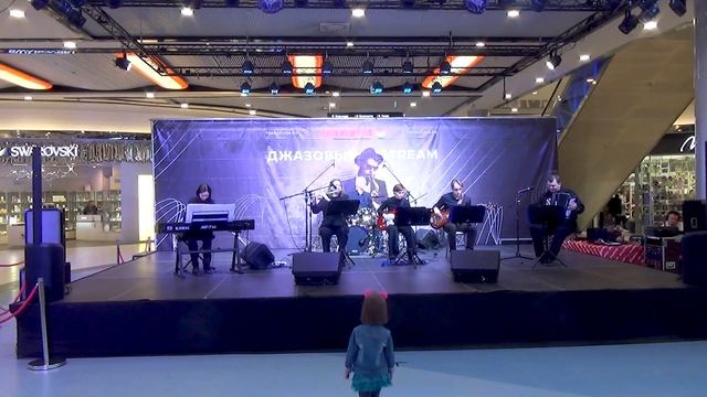 8 марта в ТРК "Питер Радуга" Terra Incognita.