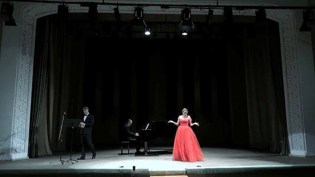 Зара Левина "Старинный вальс". Поет Елена Старкова.