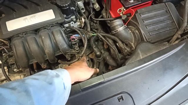 Как разобраться впускной коллектор кади. Как снять впускной коллектор на фольцваген кадди. Замена пр