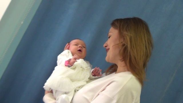 18-10 Выписка из роддома Маруся