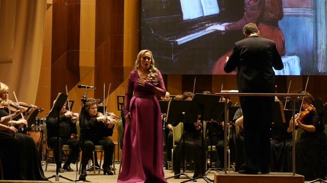 П. Чайковский "Я ли в поле да не травушка была", поет Елена Старкова