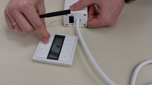 MR-2234 75/100Вт привязка настенного многоканального пульта управления P23