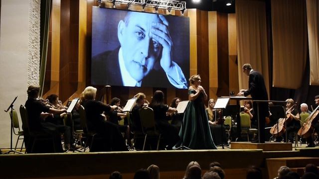 С. Рахманинов "Молитва" поет Елена Старкова.