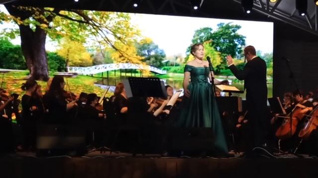 Романсы Рахманинова с оркестром. Поет Елена Старкова.