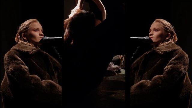 «Пещерные мамы»
Режиссёр - Карина Бесолти