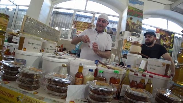 На рынке Большие Исады в Астрахани (05.09.2021)