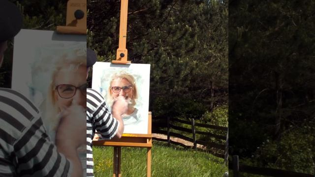 "Портрет на природе" поздравление на день рождение для мамы