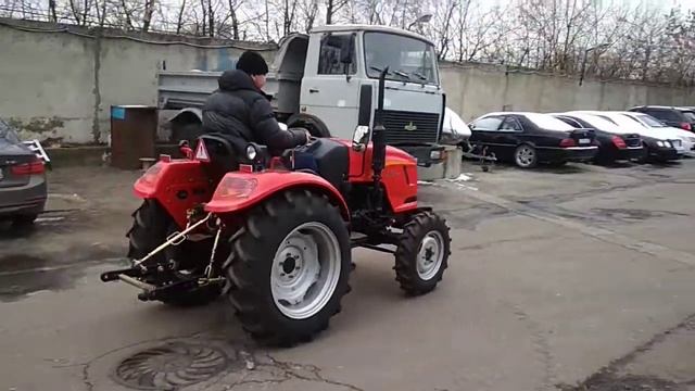 Сельскохозяйственный трактор  ДОНГ ФЕНГ 244