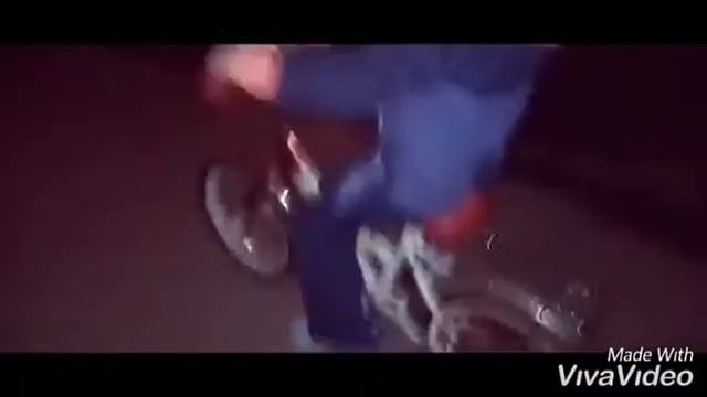 Первые секунды на двух колёсах!)