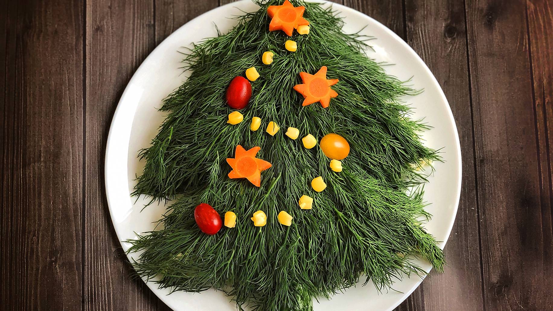 Праздничный салат ?«Ёлочка»?Хит Нового года! Мой самый любимый салат.