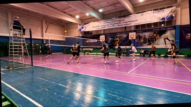 Тур 2. Негодяи - УрЮИ МВД (3/3)