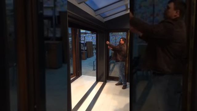 Рулонная москитная сетка для террас на цепочке