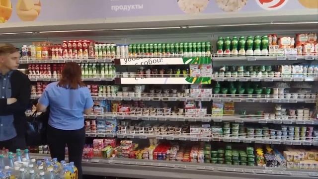 Цифровые полки в Пятерочке