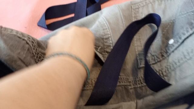 Большая спортивная сумка из джинсы.