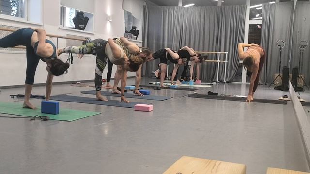 йога Апрелевка