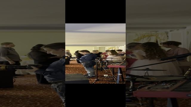 Живая музыка с саксофонистом на выпускном в СПб