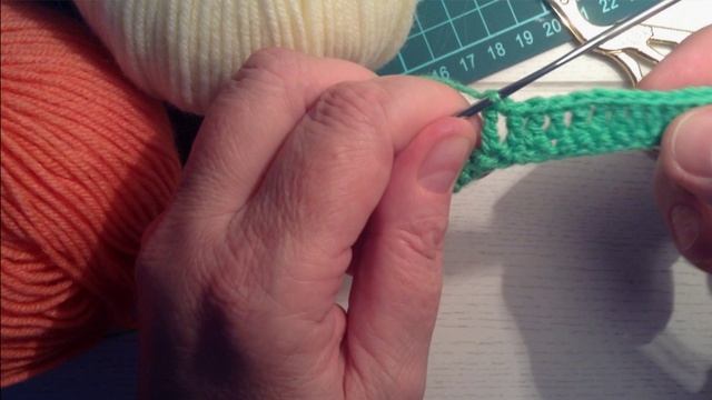 Учимся вязать крючком с ноля СТОЛБИК С НАКИДОМ урок № 4