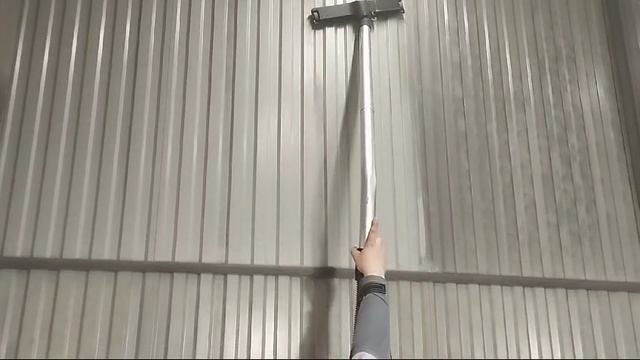 Промышленный пылесос для общецеховой уборки. Уборка стен в цехе зачистки - Пыль от болгарок.