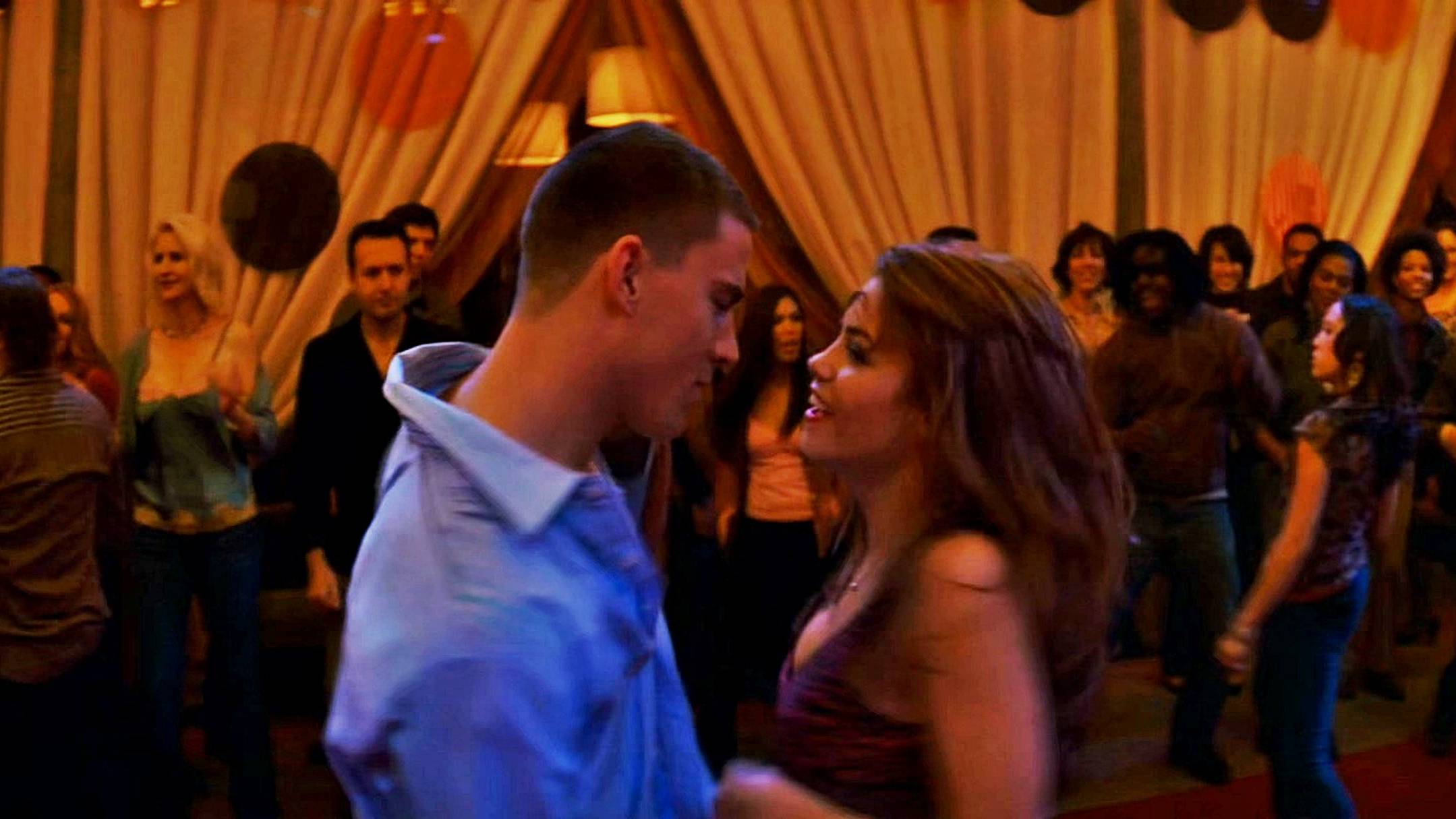 Ченнинг Татум и Дженна Деван в музыкальной мелодраме «Шаг вперёд / Step Up, 2006» Муз. фрагменты