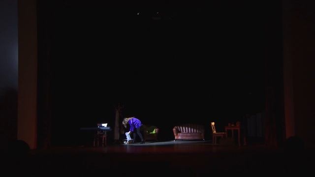 БЕЗ МАКИЯЖА ( отрывки из моноспектакля Алёны Стихарёвой)