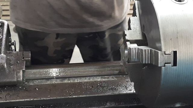 Распредвал мотоцикла УРАЛ. Переделка задней опоры под игольчатый подшипник.