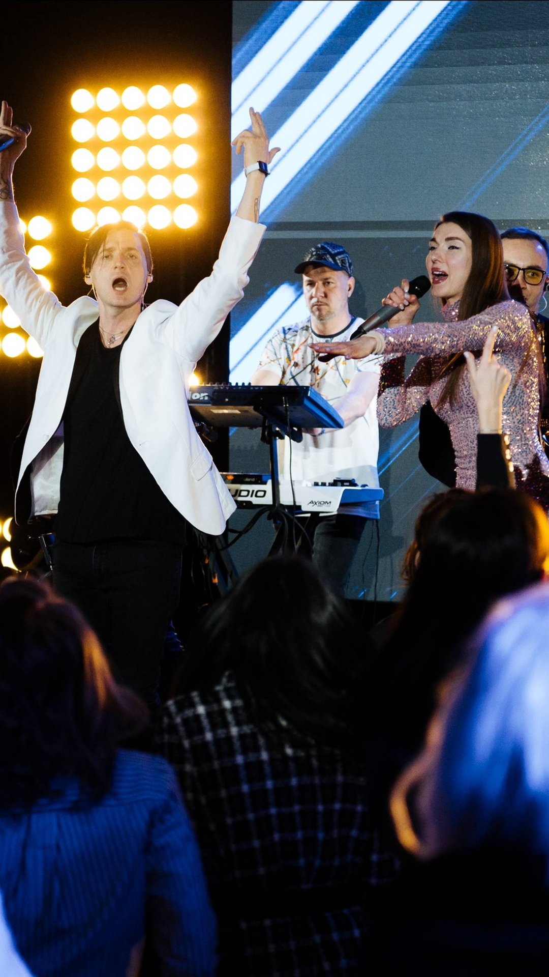 «Такие Девушки Как Звезды» - кавер-группа «Сарафан Радио» | Краснодар, 2024