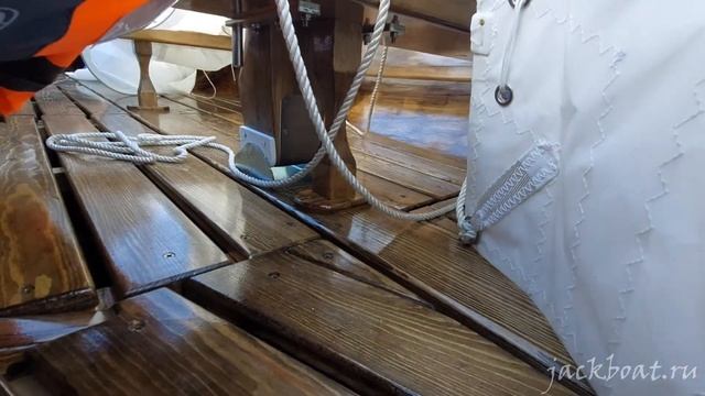 Обзор шлюпки Ял-4 на суше. Парусно-весельная комплектация Яла с традиционным парусным вооружением