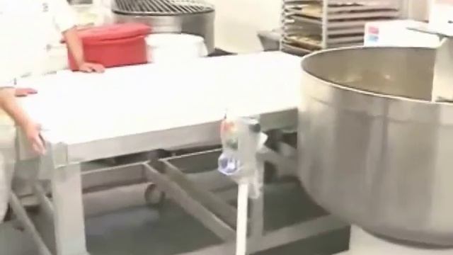 Тестомесильные машины самовыгружающиеся Sottoriva PRISMA TWIST