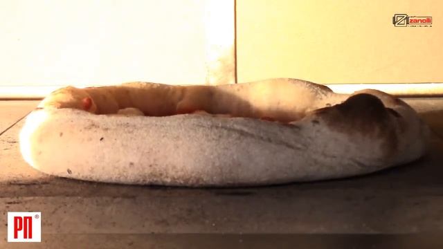 Приготовление пиццы в печи Zanolli AUGUSTO